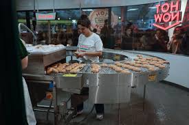 Krispy Kreme Inc (DNUT) Stock Price & News - Google Finance