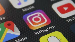 PENGARUH POSITIF DAN NEGATIF INSTAGRAM