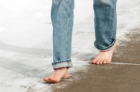 英和画像辞典：(barefoot)の関連画像一覧！